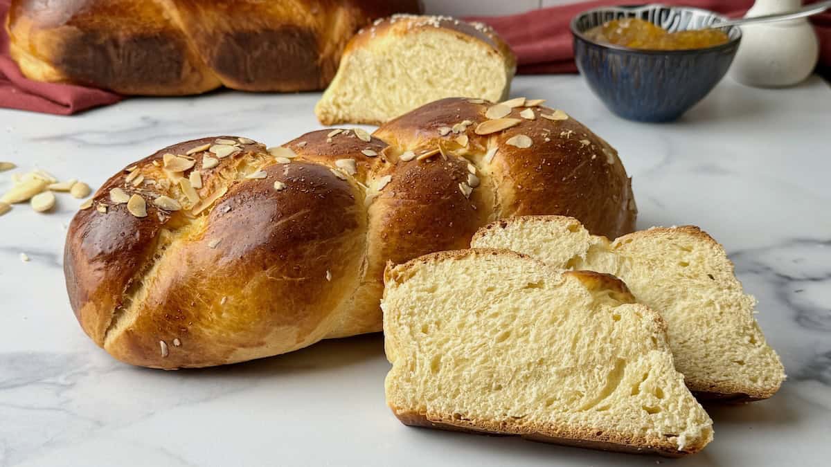Greek Sweet Bread - Tsoureki Recipe | Mamazilla