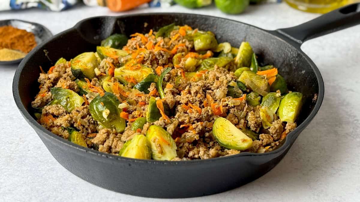 Easy Ground Turkey And Brussel Sprouts Skillet | Mamazilla