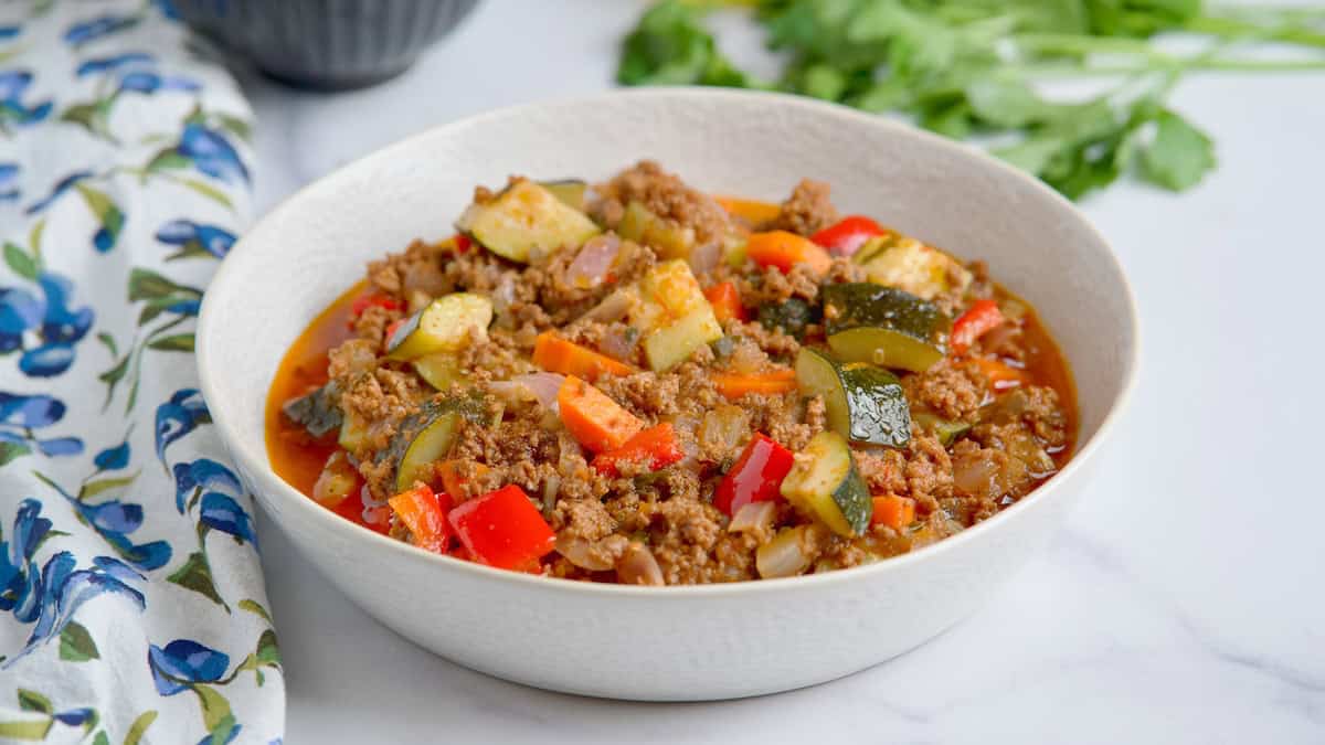 Mediterranean Ground Beef And Vegetables Skillet | Mamazilla