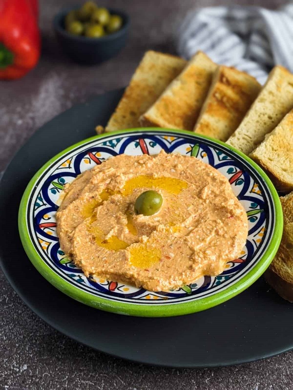 Tyrokafteri - Greek Spicy Feta Dip With Roasted Red Pepper | Mamazilla